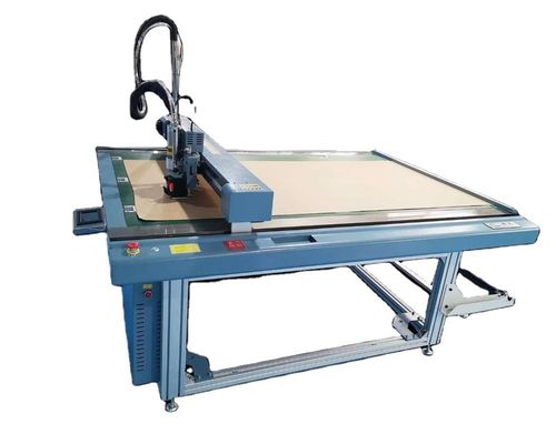 White Paper Flatbed Inkjet Pattern Cutting Machine Plotter CAD Flatbed Garment Cutter