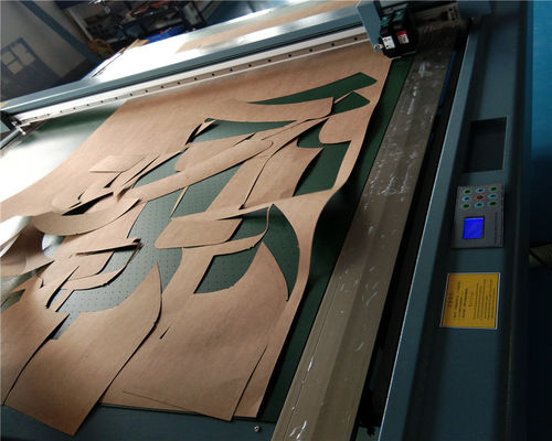 White Paper Flatbed Inkjet Pattern Cutting Machine Plotter CAD Flatbed Garment Cutter