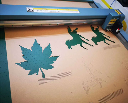 White Paper Flatbed Inkjet Pattern Cutting Machine Plotter CAD Flatbed ...